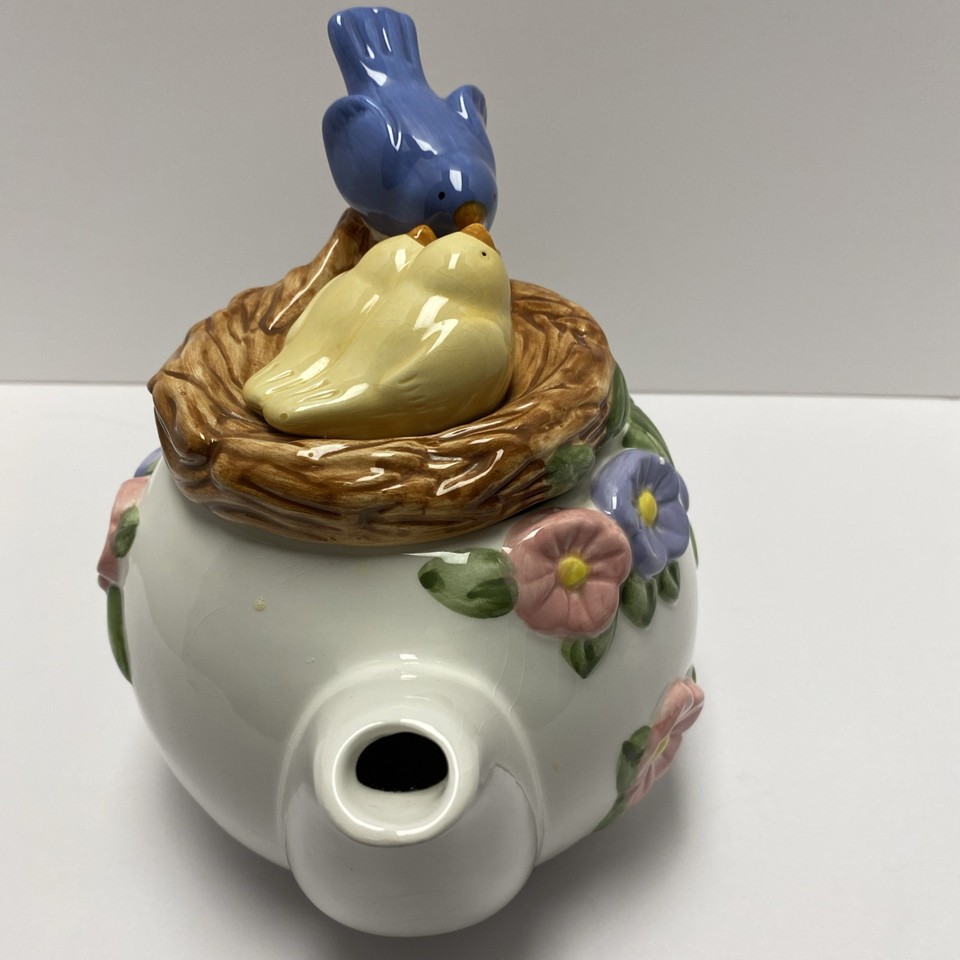 Adorable Springtime Teapot Bird In Nest | eBay
