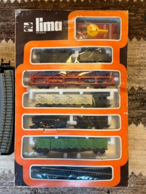Model Train Lima HO Scale Railway Model Made in Italy with Mysterious ...