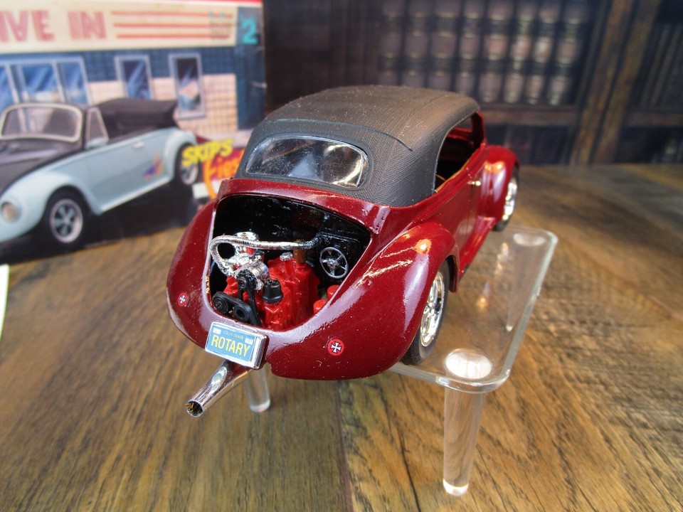 Custom Built REVELL VW VOLKSWAGEN CABRIOLET BEETLE BUG KIT 1/25 Scale ...