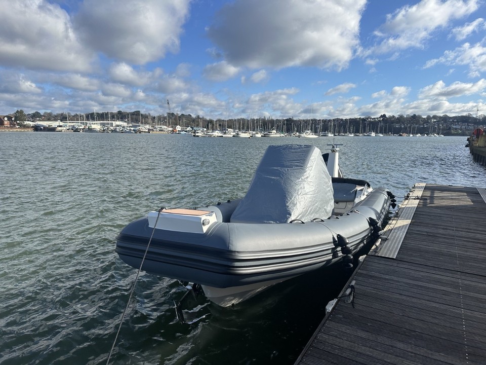 BRIG EAGLE 8 RIB + SUZUKI 300HP DUO PROP BOAT FOR SALE | eBay UK