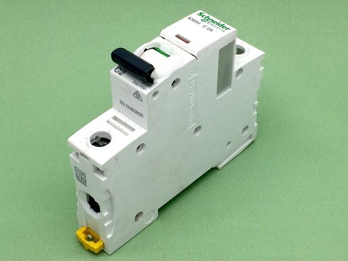 Schneider iC60H Circuit Breaker 2A 1P 240/415V Type C 1 Pole MCB 6kV ...