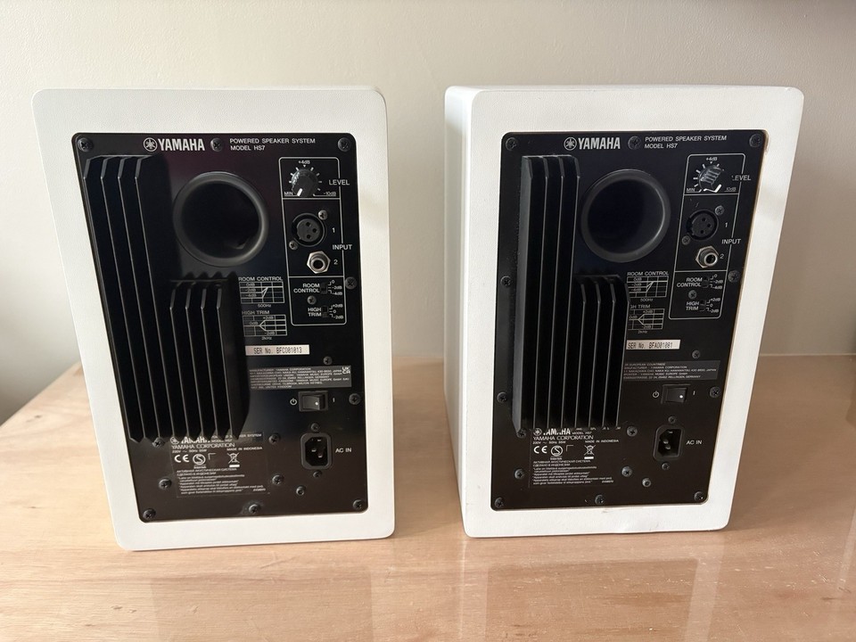 Pair of Yamaha HS7 Studio Monitors | eBay UK