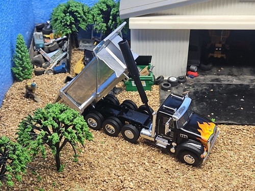 CUSTOM Mack Granite Dump Truck 1/64 2020 dcp Greenlight rock gravel ...