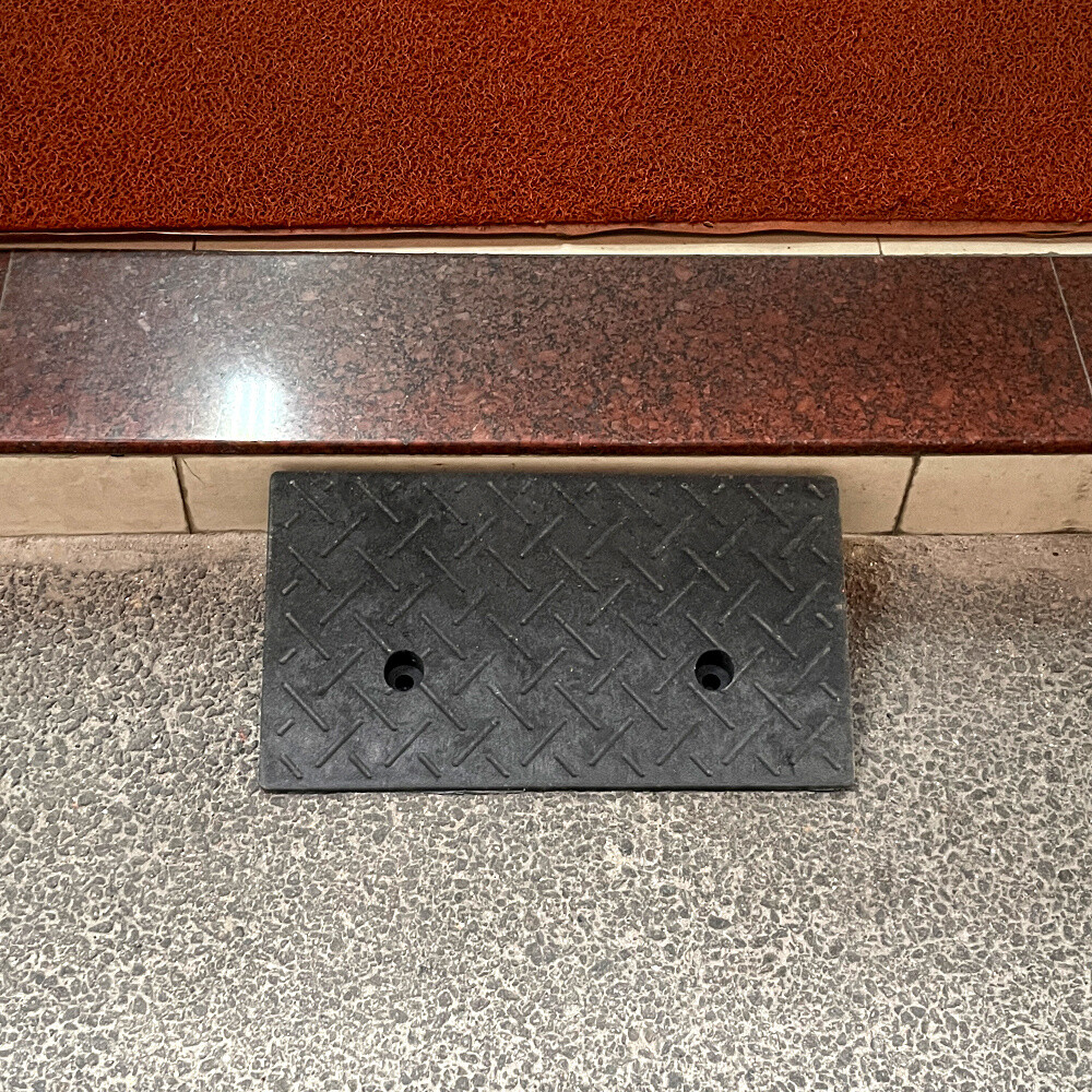 2 x Heavy Duty Rubber Kerb Ramps Driveway Car Vehicle Threshold Ramp ...