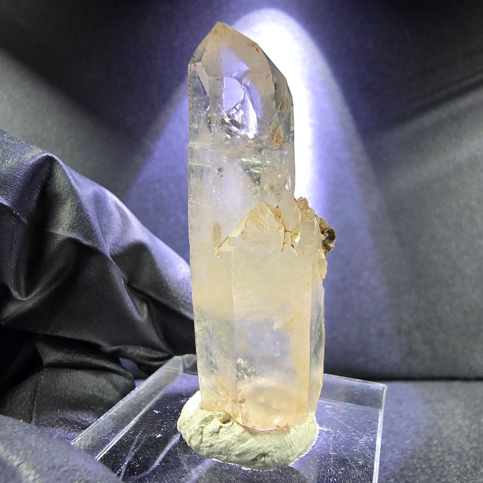 Rare clear smoky quartz twin quartz point 40*12*13mm from Goboboseb ...