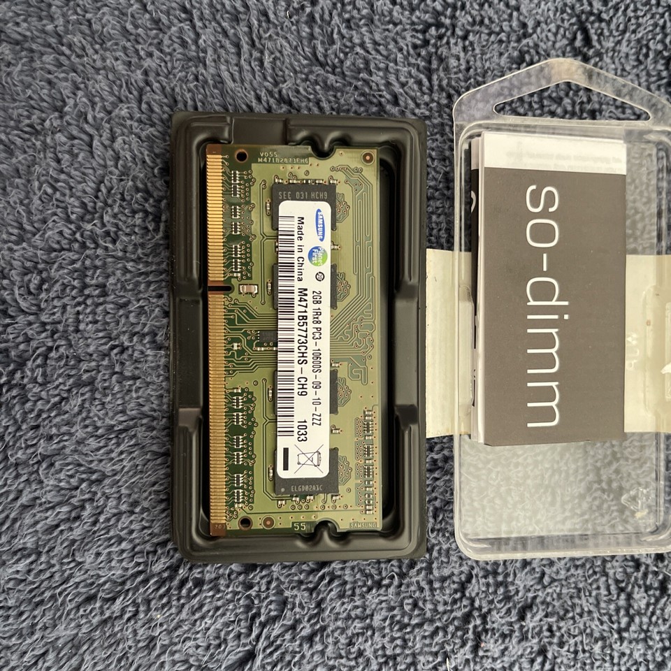 Samsung 4GB (2x2GB) 1RX8 PC3-10600S-09-10-ZZZ RAM Laptop Memory ...