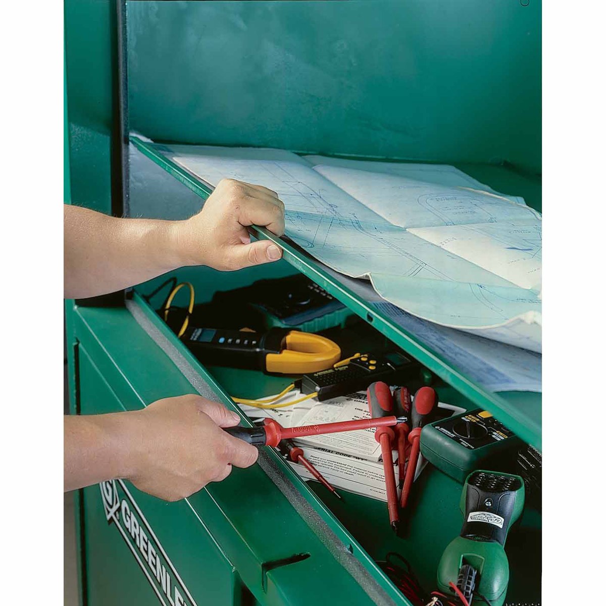 Greenlee 8060DLX 80" X 60" Field Office Storage Box, 16 Gauge Steel ...