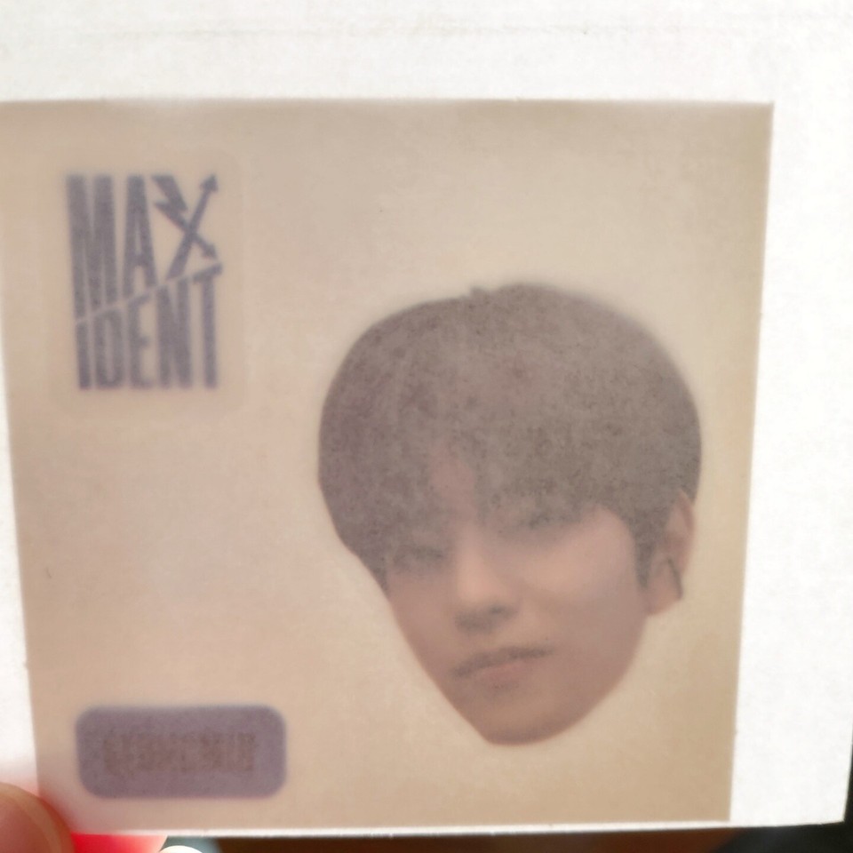 STRAY KIDS Mini Album 'MAXIDENT' Official Photo Cards, Mini Poster, 4 ...