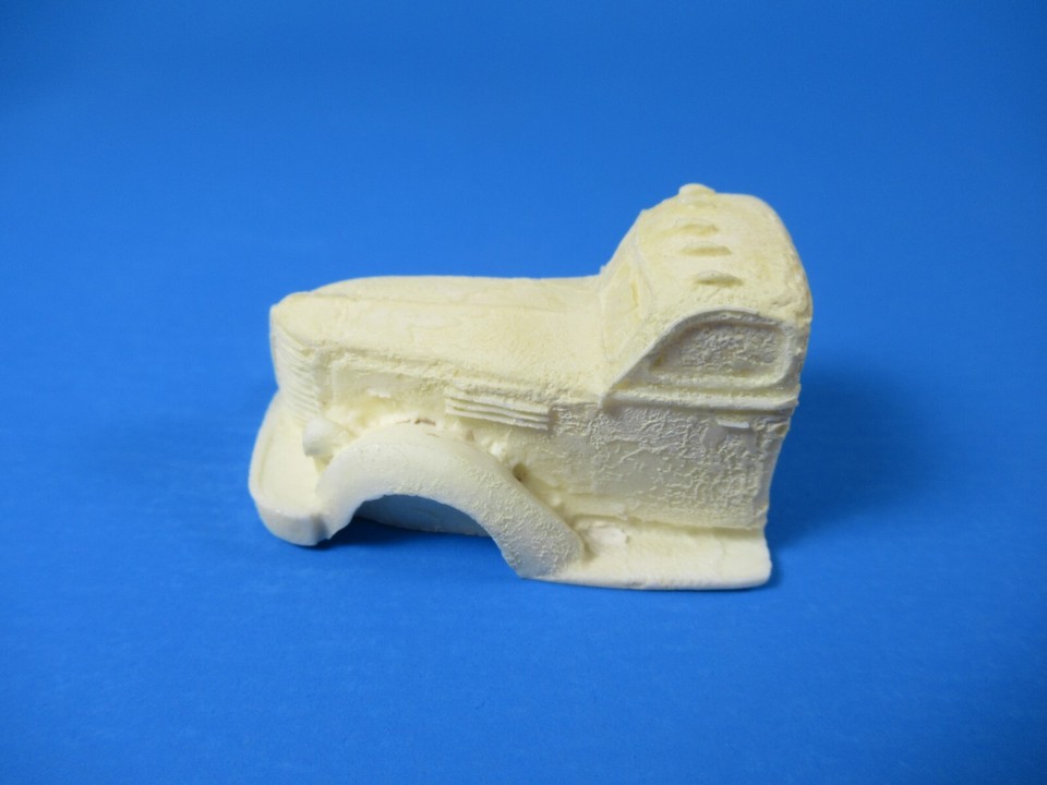 SMC-670 1947 International KB-12 w/Rusted Cab HO-1/87 Scale Clear Resin ...