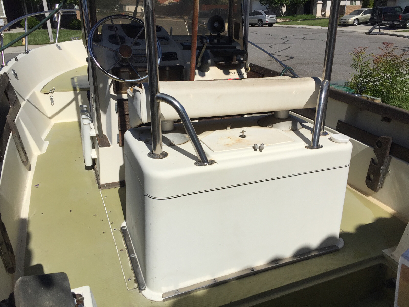 Amf Robalo fishing boat Needs A Lot Of Work Center Console | eBay