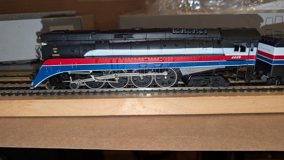 Bachmann Plus GS4 4-8-4 - American Freedom Train #4449 Steam ...