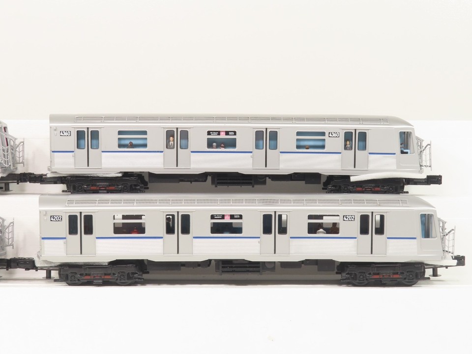 MTH 20-2717-1 Premier R-40 4-Car Subway Set w/Proto 2 VHTF 8961 NIB | eBay
