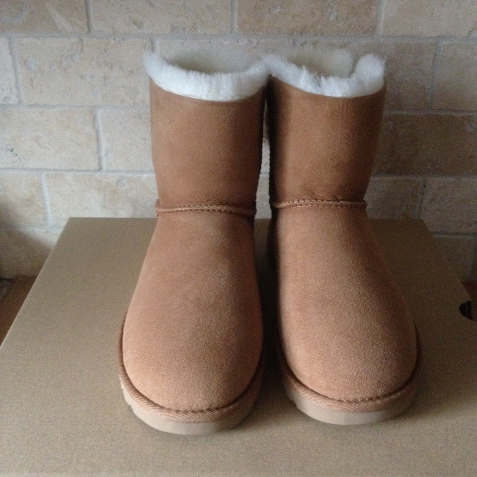 UGG ARIELLE BAILEY WOOL FUR BOW CHESTNUT SUEDE MINI BOOTS SIZE US 11 ...