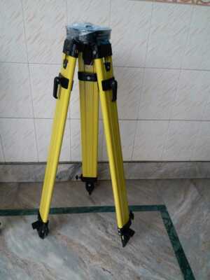 Aluminum Double Lock Heavy Section Tripod Levels & Surveying Equipment ...
