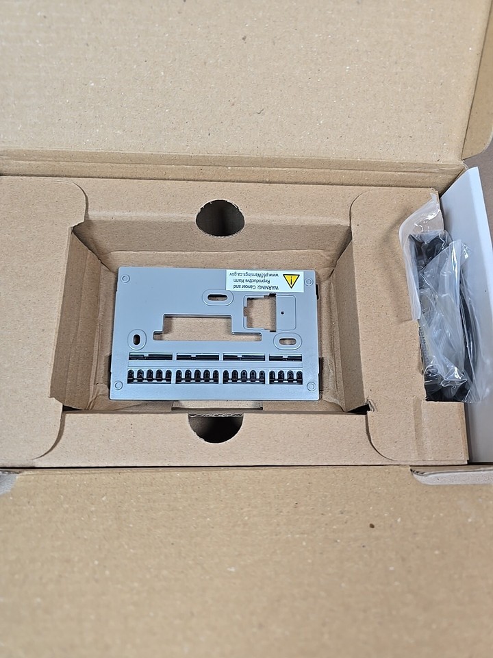 NEW Trane XL824 Connected Control Programmable Wi-Fi Thermostat ...