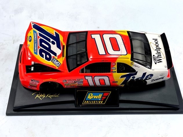 Ricky Rudd #10 Tide Thunderbird 1:24 Diecast Revell Collection w/ Box ...
