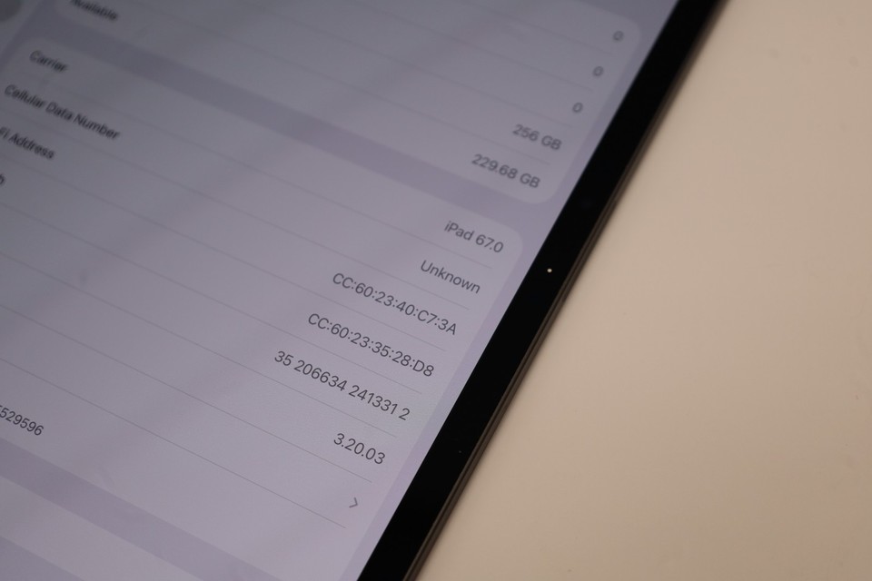 Apple iPad Pro 13-inch (M4) Wi-Fi + Cellular 256GB Model A2926 MVXR3LL ...