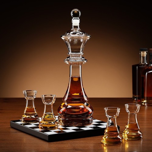 Whiskey Chess Decanter Set with Four Rook Glasses & Board Unique Gift ...