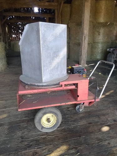 Dynavent Square Bale Bedding Chopper. Silver and Red | eBay