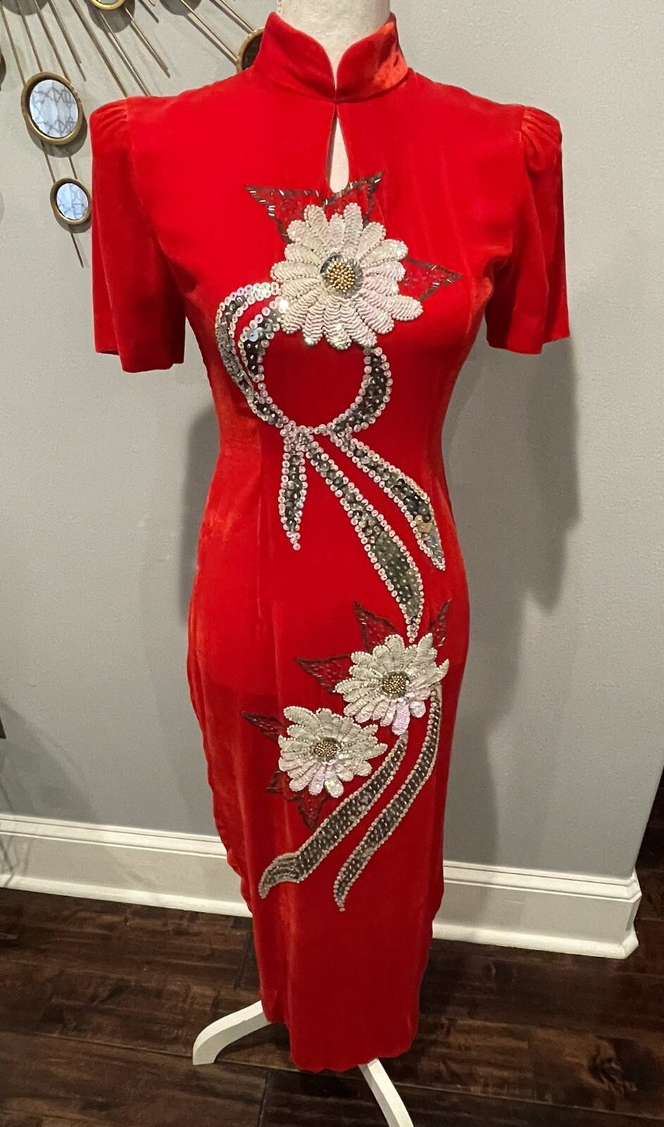 Vintage Red Velvet Cheongsam With Sequin Flowers XS - Gem