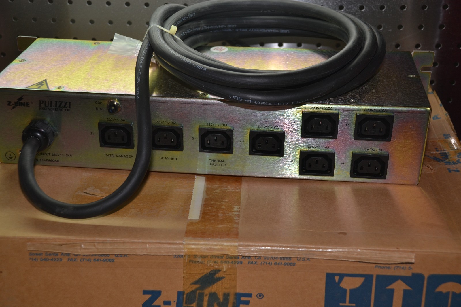 PULIZZI Z-line PC1746 250V SINGLE PHASE 1674 Rack Power Strip NEW | eBay