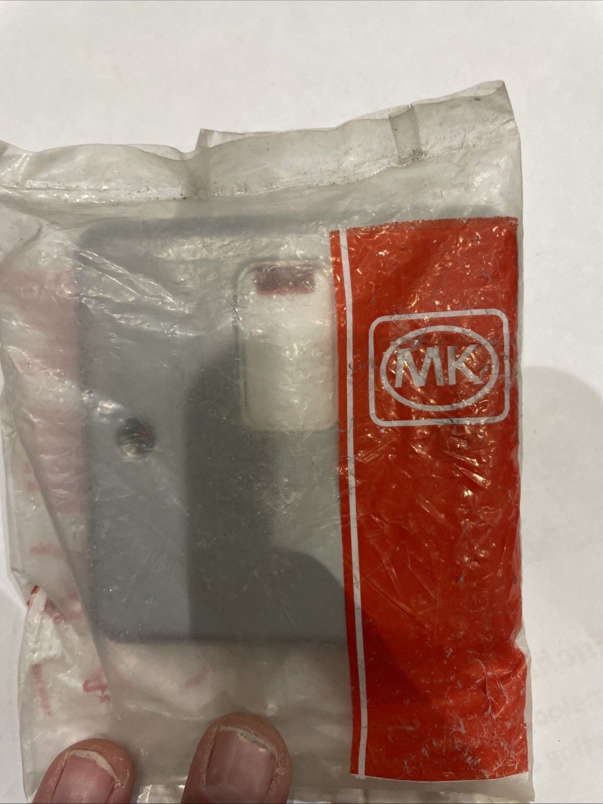 METAL CLAD 20A DP SWITCH C/W NEON AND SURFACE BACK BOX MK K5232ALM ...