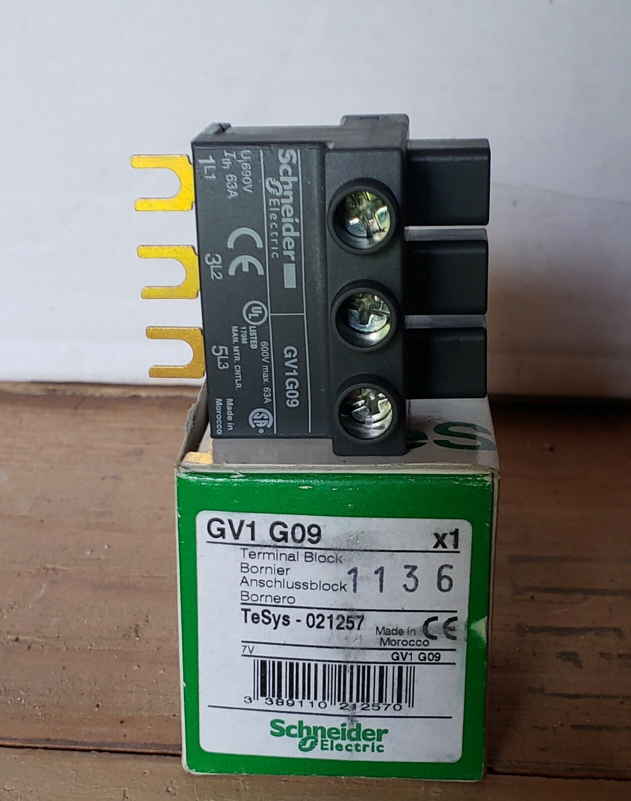 SCHNEIDER ELECTRIC GV1G09 - Wire-To-Board Terminal Block, 3 Positions ...