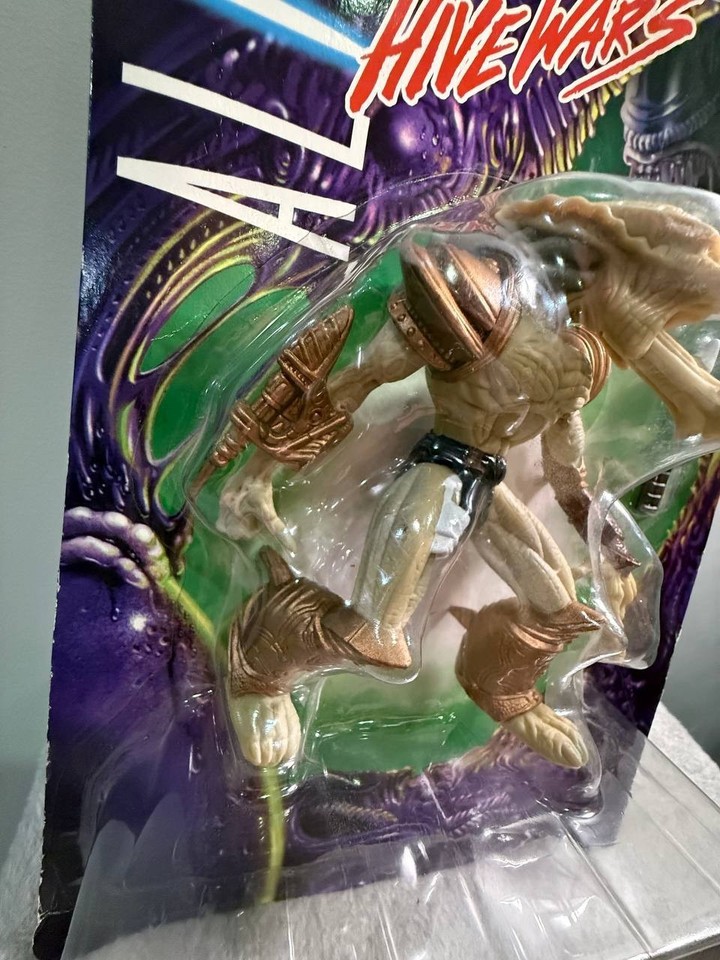 1998 Kenner Aliens Hive Wars Night Recon Predator Figure | eBay