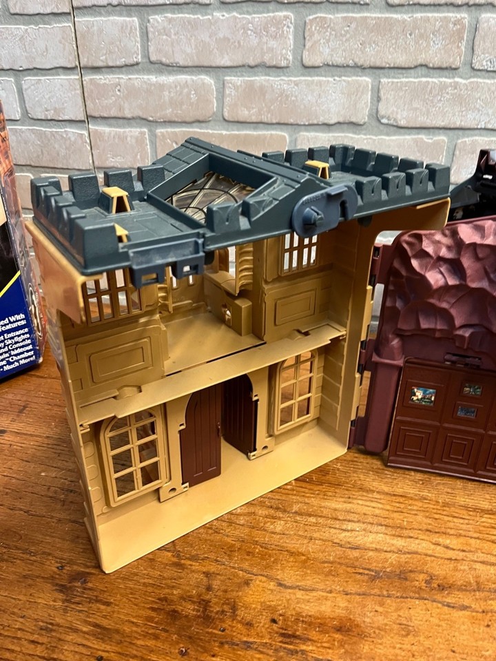 Vintage Kenner Batman Returns Batcave Command Center Playset with Box ...