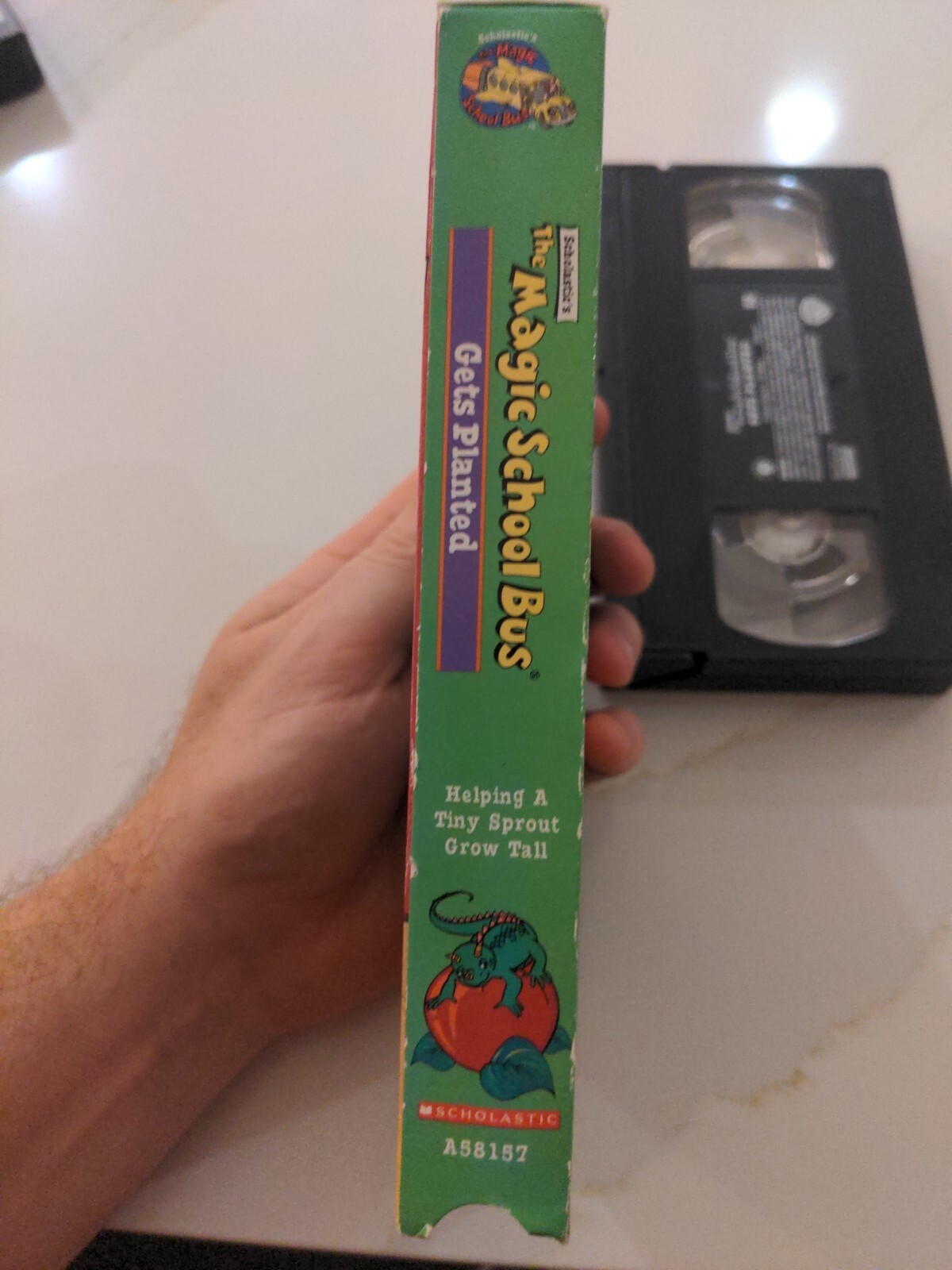 The Magic School Bus- Gets Planted Helping A Tiny Sprout Grow Tall (VHS ...