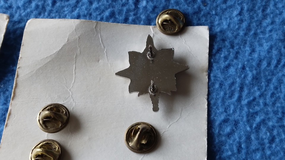 2 PAIRS OF SILVER TONE - OFFICERS MILITARY INTELLIGENCE PINS - NEW ...
