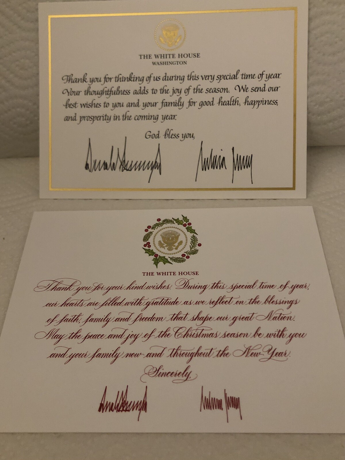 2017 TRUMP WHITE HOUSE CHRISTMAS CARD GOLD GOP REPUBLICAN SIGNED ...