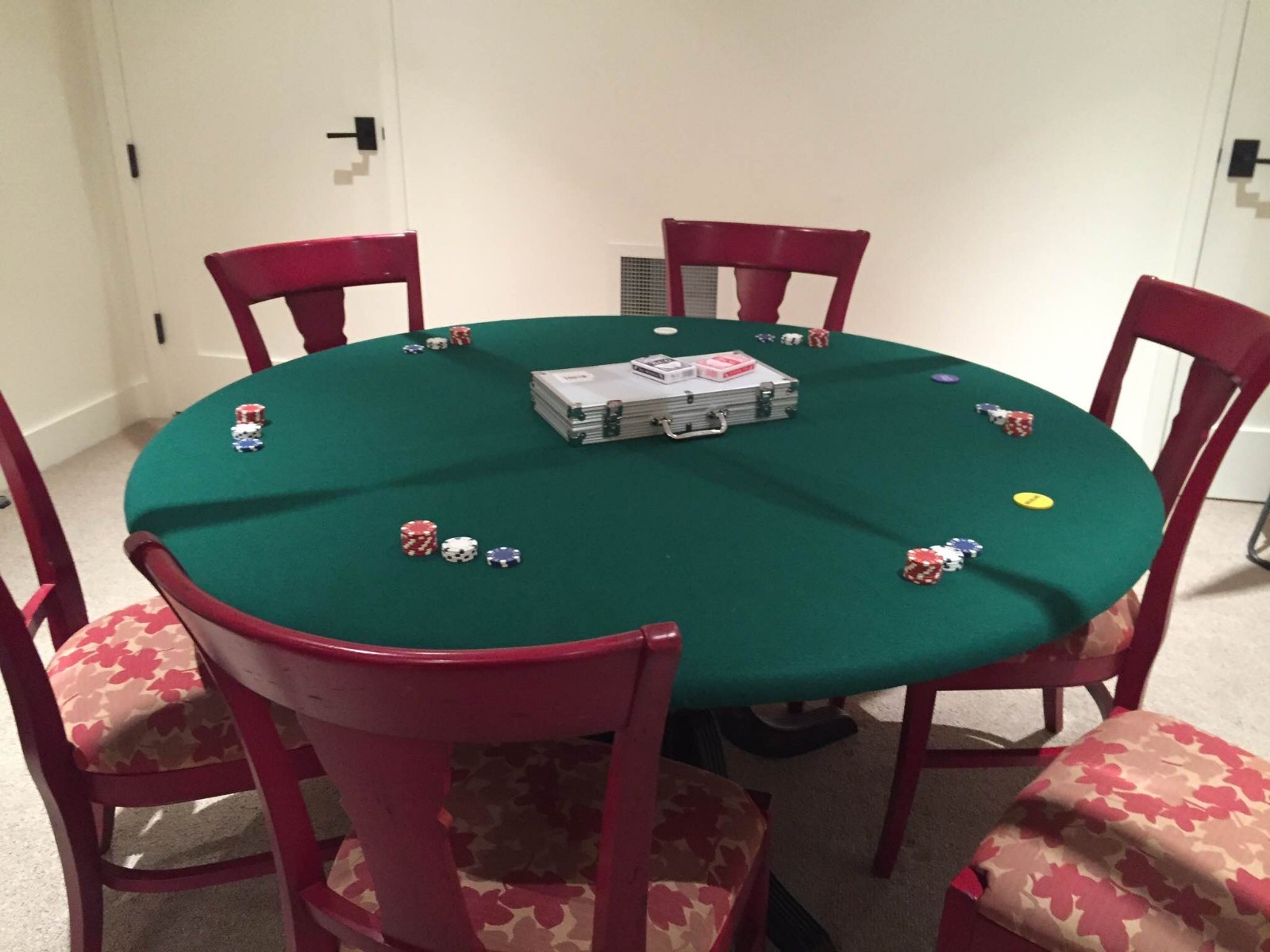 Felt CARD table cover - Poker Tablecloth for round or square table USA ...