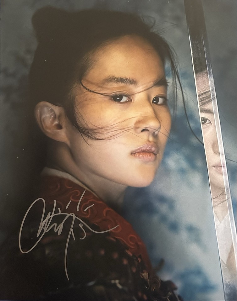 Liu Yifei - Disney’s Mulan - Autographed 8x10 - Brand New Signed Photo ...
