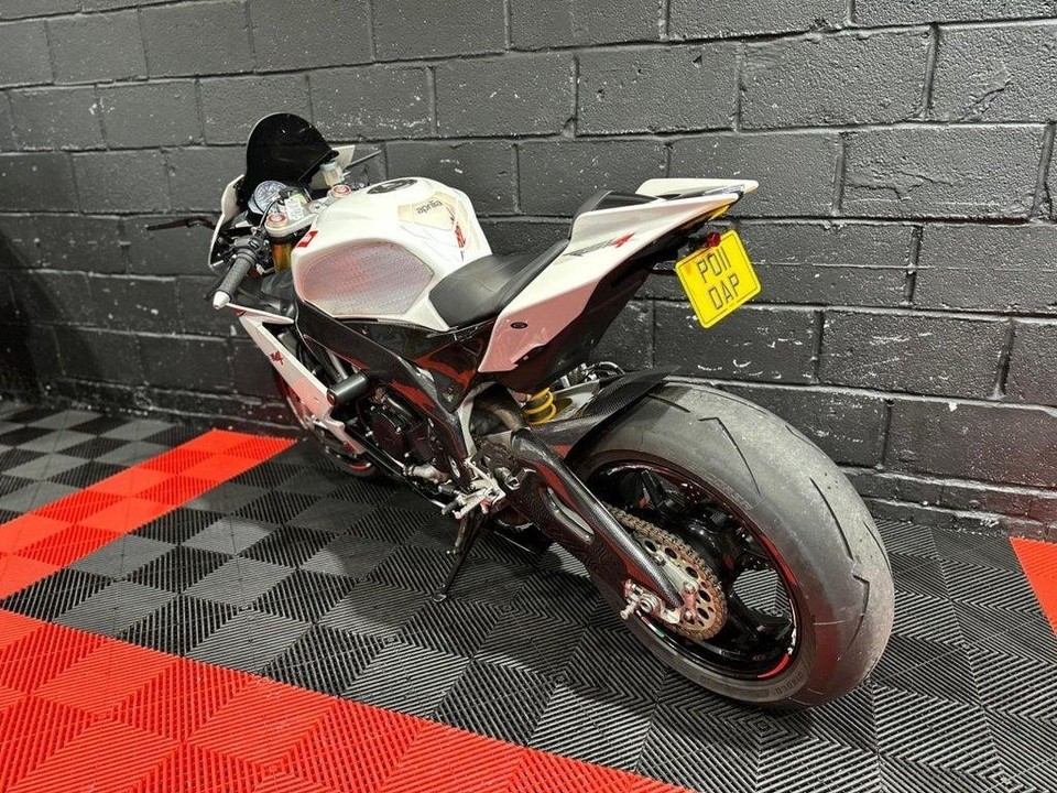 2011 11 APRILIA RSV4 FACTORY A-PRC | eBay UK