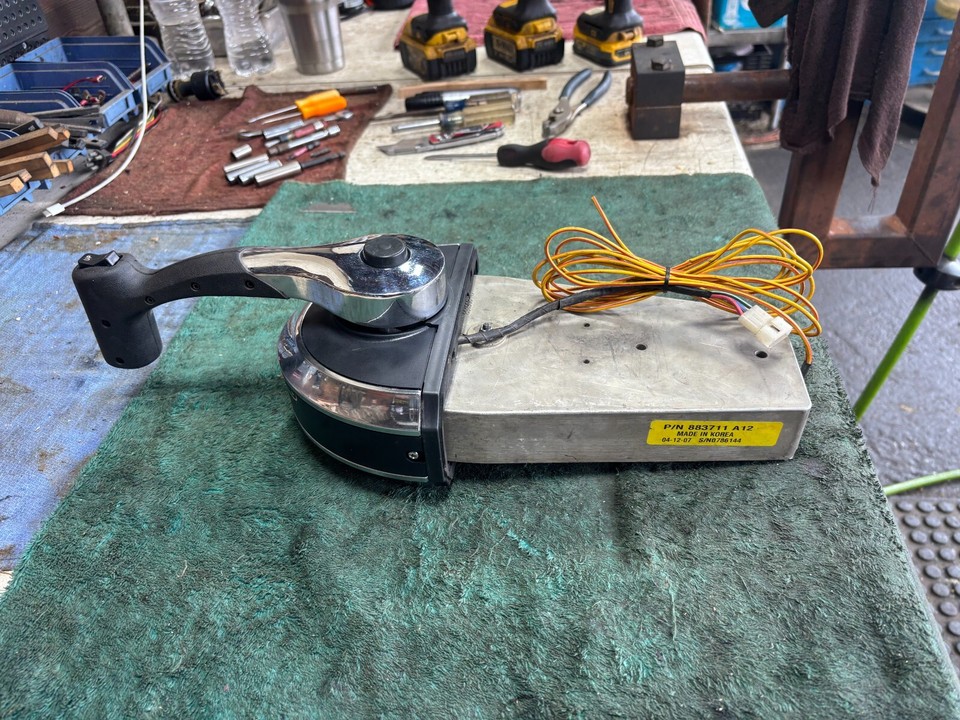 883711A12 Mercruiser Binnacle Top Mount Shifter/Throttle Control Box ...