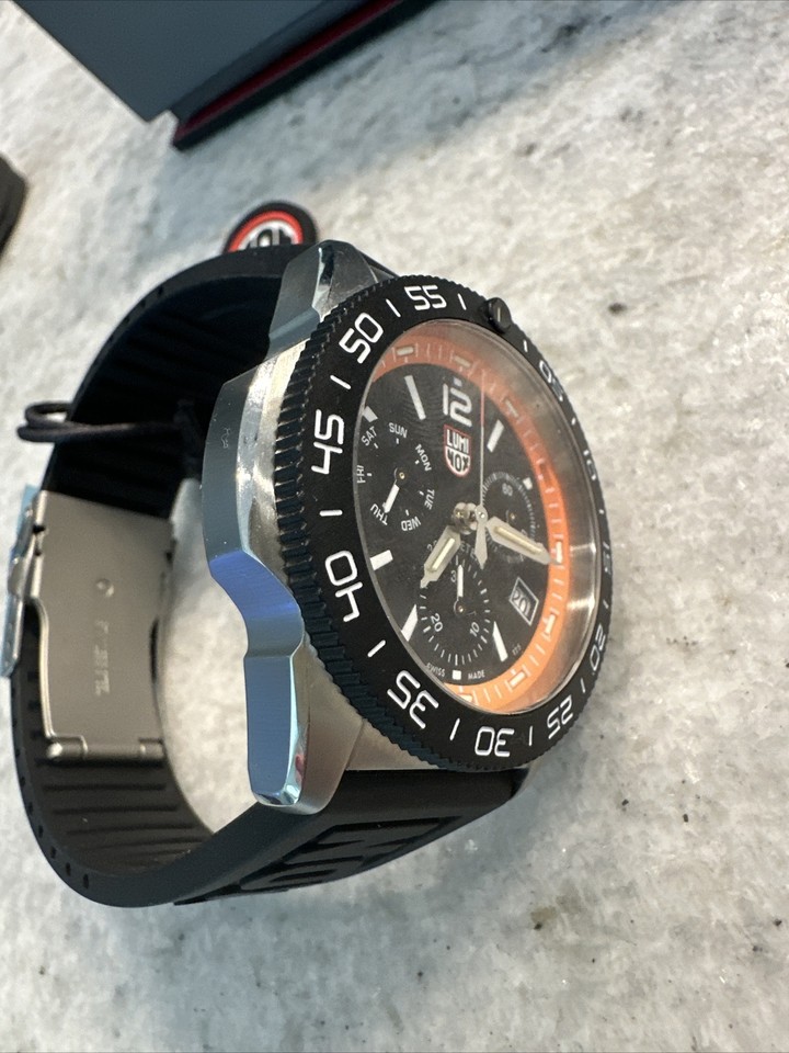 Luminox Pacific Diver 44mm Silver Stainless Steel Case with Silicone ...