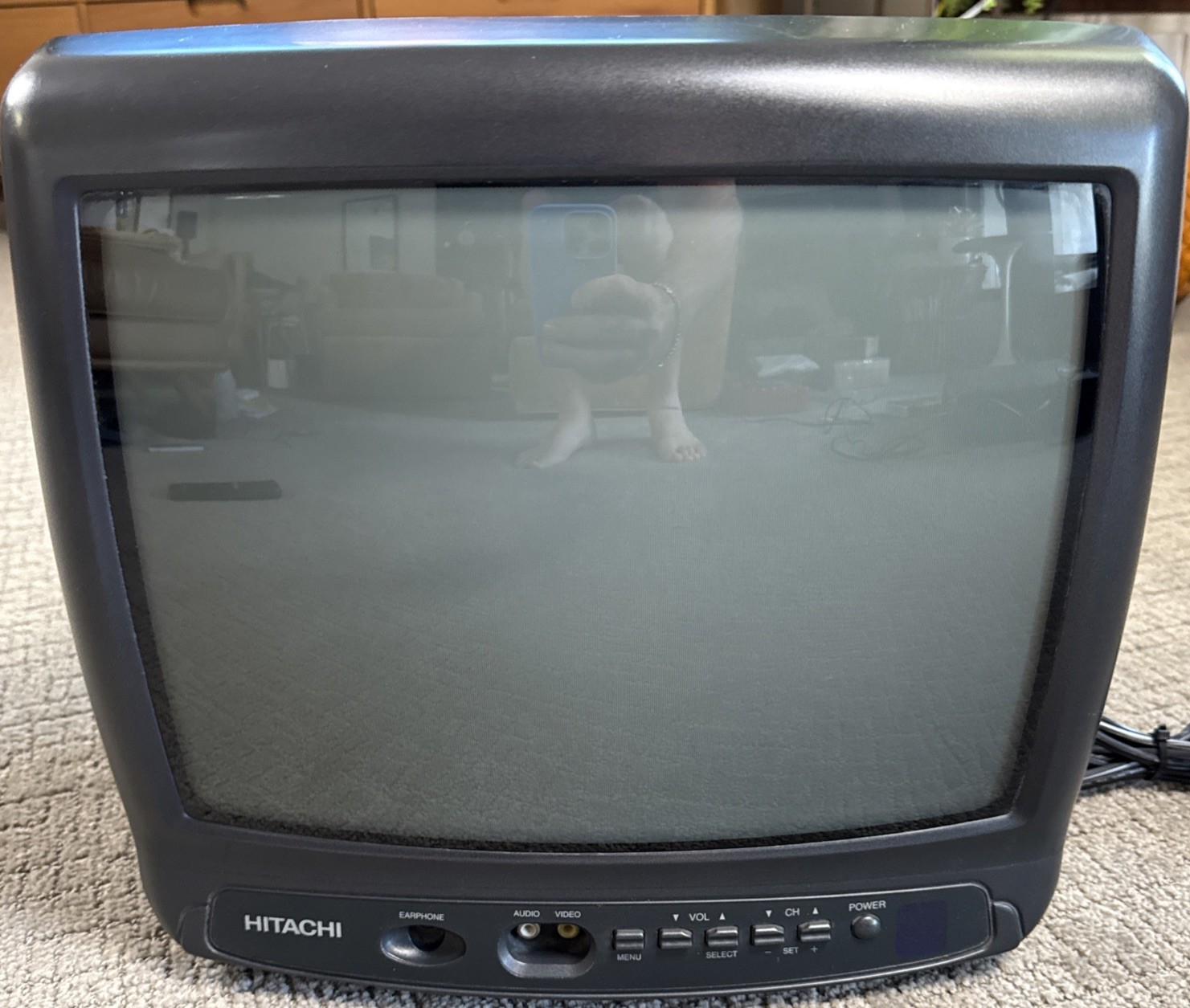 Hitachi C1134 13” Retro Gaming CRT Television TV w Remote | eBay