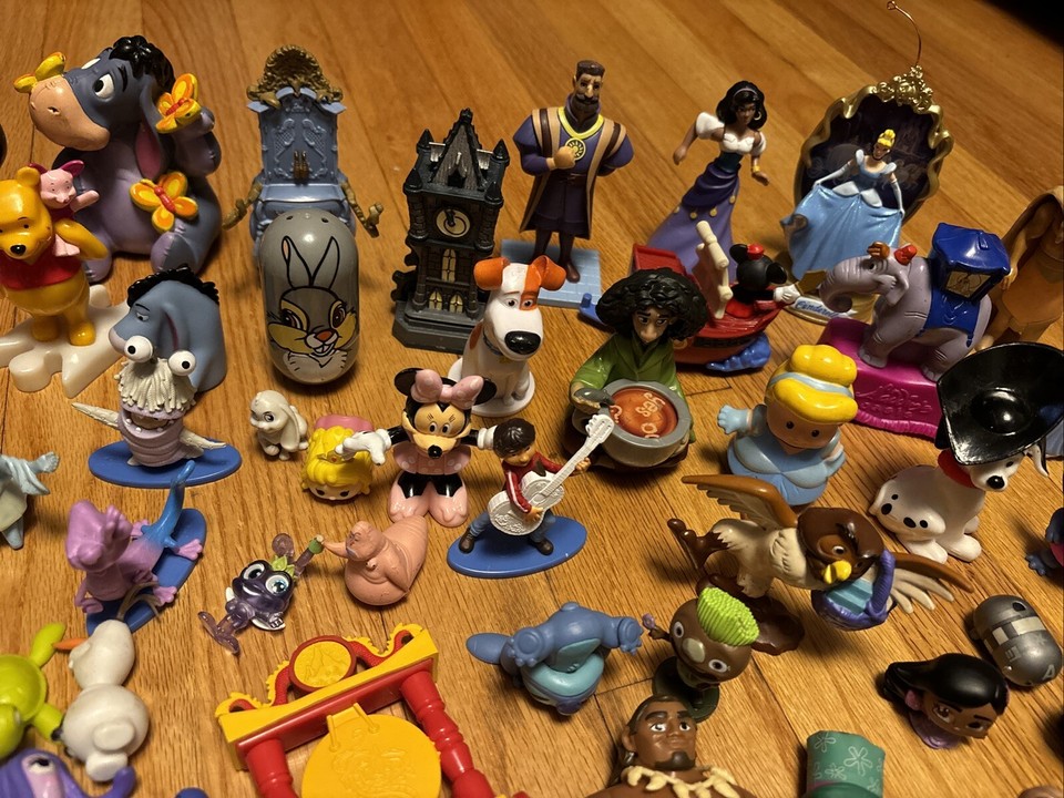 Disney FIGURE PVC Lot HUGE Princess Muppets Encanto Moana Winnie Mickey ...