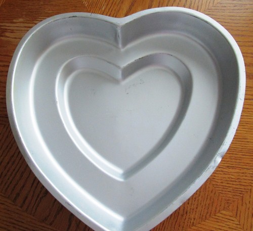 WILTON DOUBLE HEART SHAPED VALENTINE CAKE PAN No Guide #502-2695 | eBay