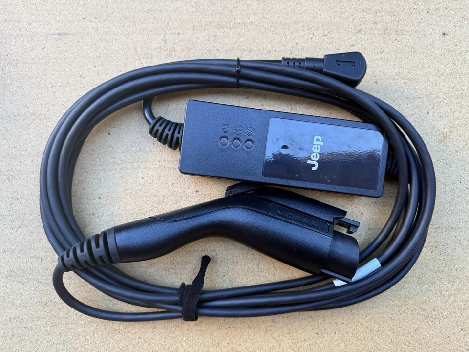 2023-2025 Jeep Wrangler 4Xe Level 1 EV Charger Cord Cable w/ Case ...