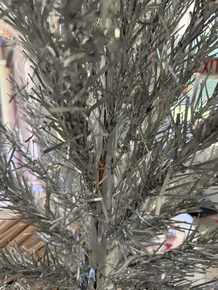 Mid Century Vintage Aluminum Silver Tinsel Tabletop Christmas Tree 4 Ft ...