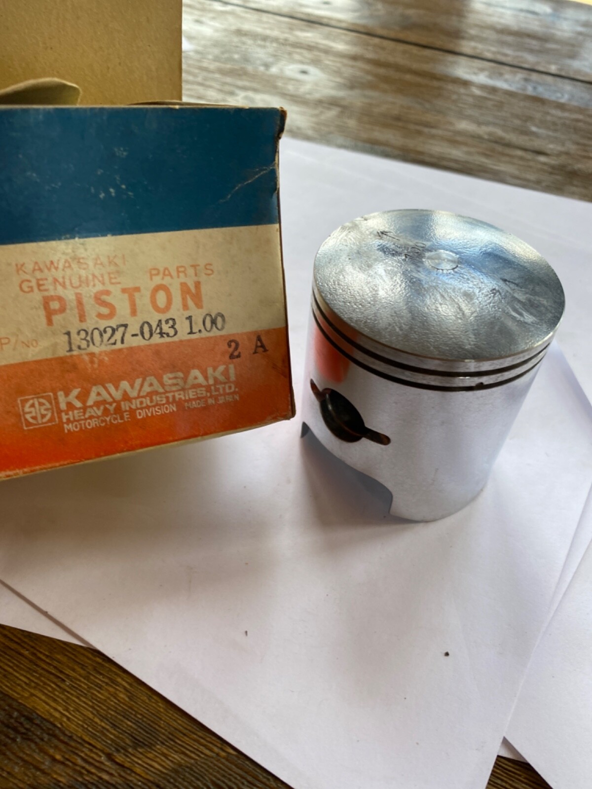 New Nos Kawasaki motorcycle piston 13027-043 F8 bison 1971 250 1.00 O/S ...