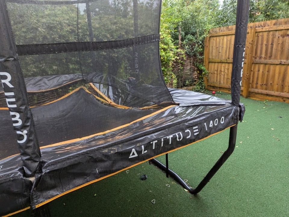 Rebo Altitude Rectangle Trampoline and Safety Enclosure 10 ft X 14 ft ...