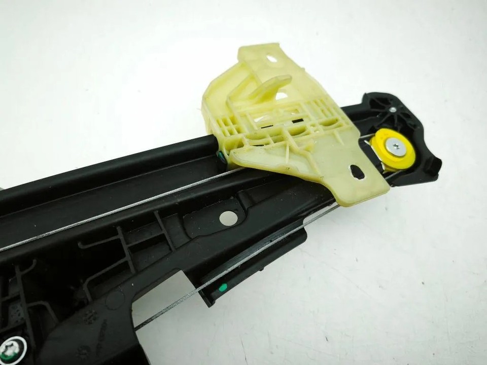 RENAULT CAPTUR II HF Front Right Door Window Regulator G78203100 ...