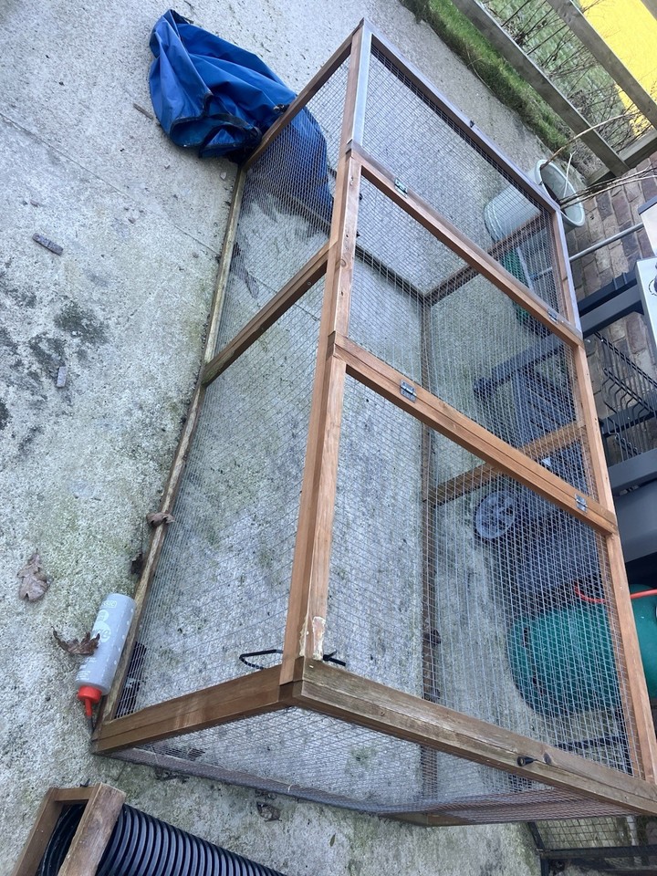 Rabbit Hutch and Run | eBay UK