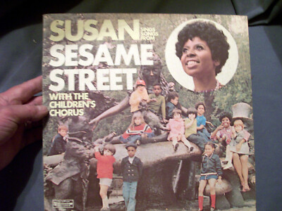 SUSAN SING SONGS FROM SESAME STREET WITH CHILDREN'S CHORUS SCEPTER ...