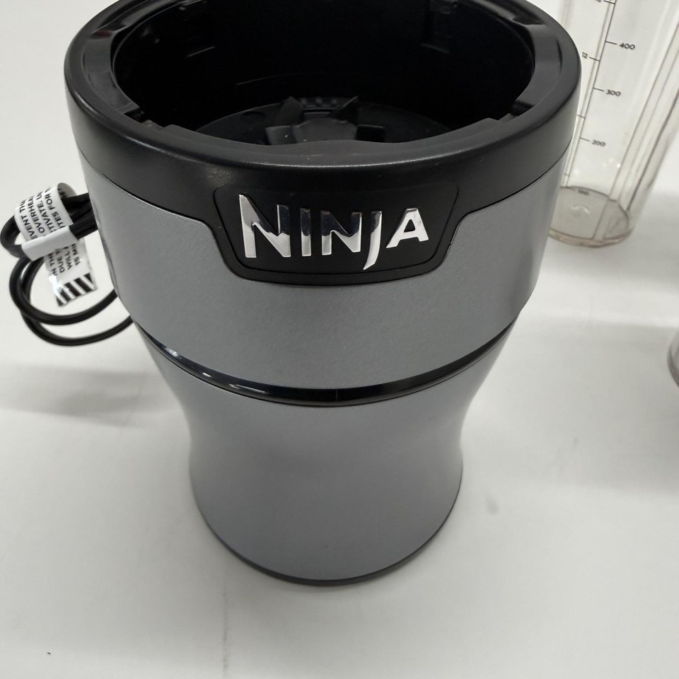 Ninja BN301 Nutri-Blender Plus Compact Personal Blender (NO Blades ...