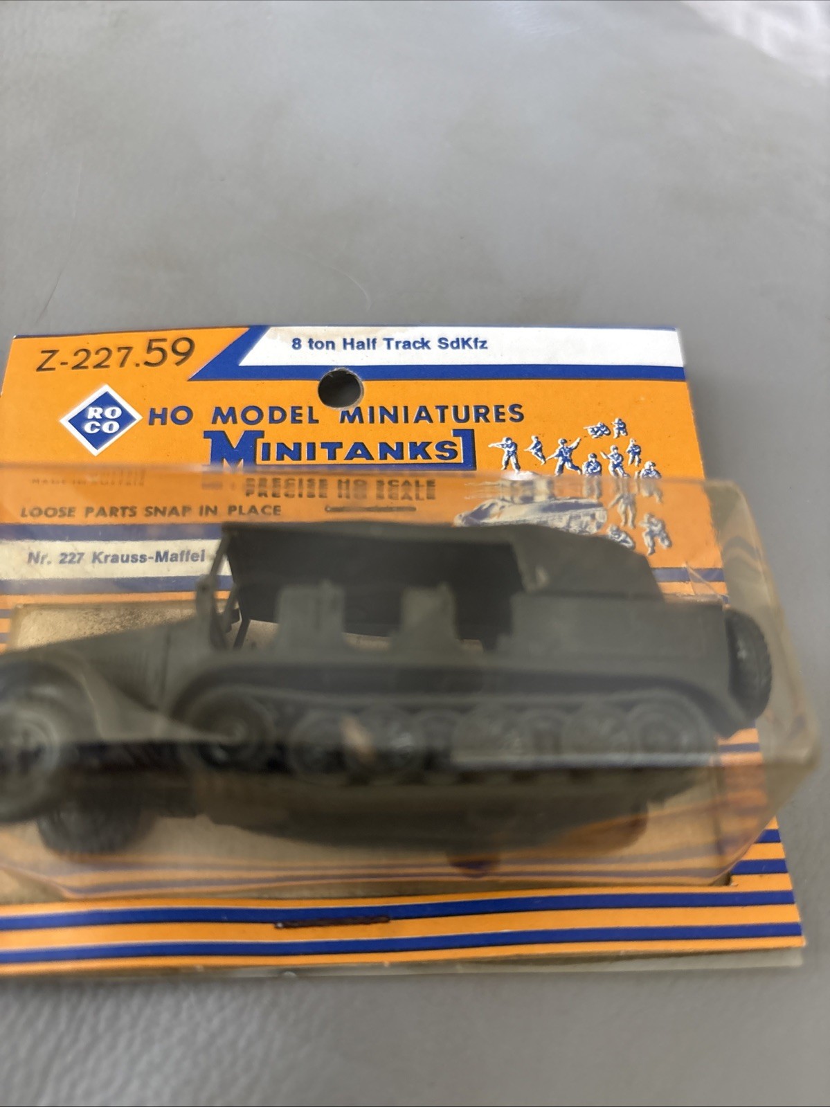 ROCO HO MODEL MINIATURES MINITANKS : 8 TON HALF TRACK SDKFZ Z-227 | eBay