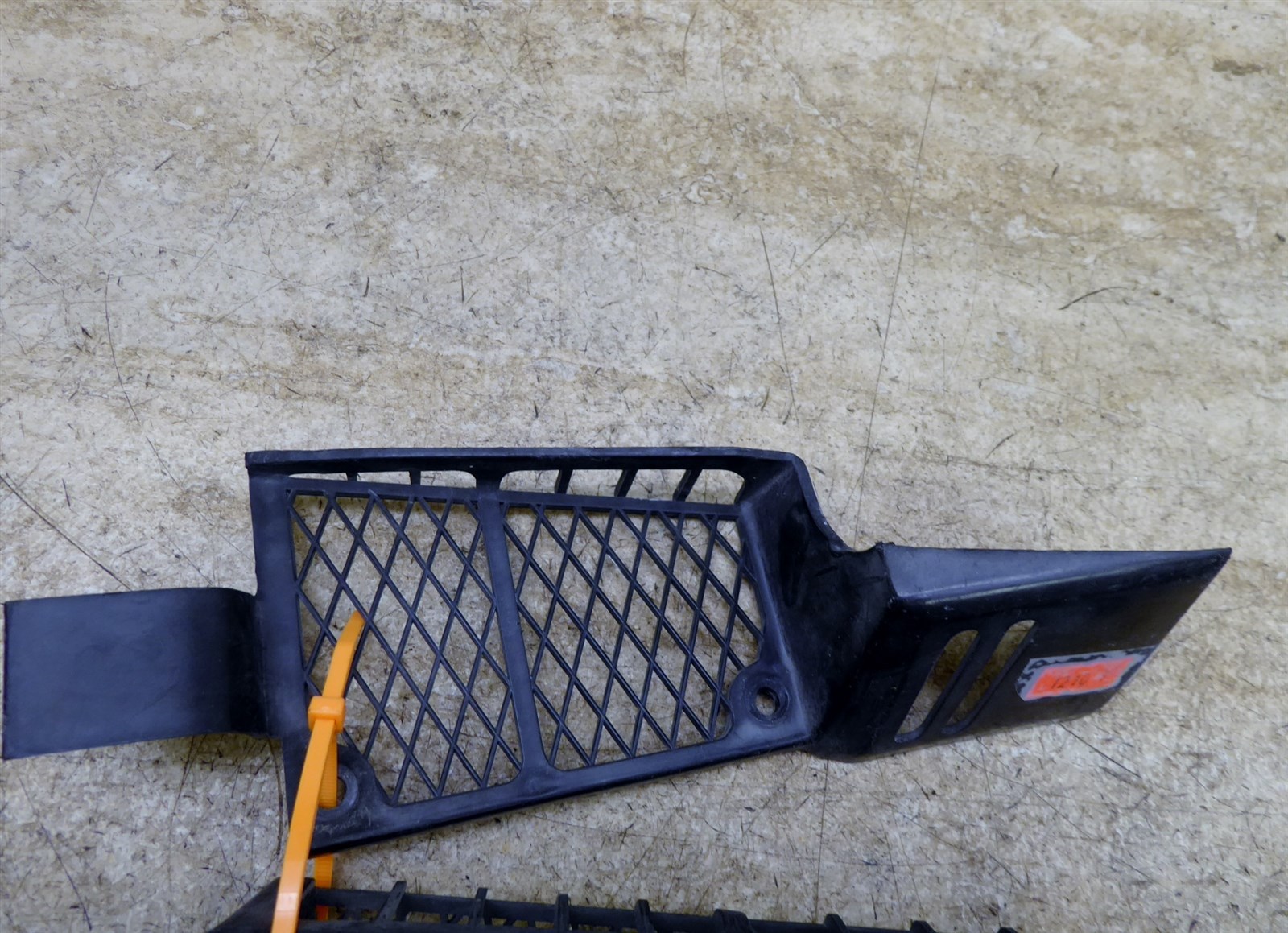 1982 Honda V45 Magna VF750 H1210-1. plastic radiator covers | eBay